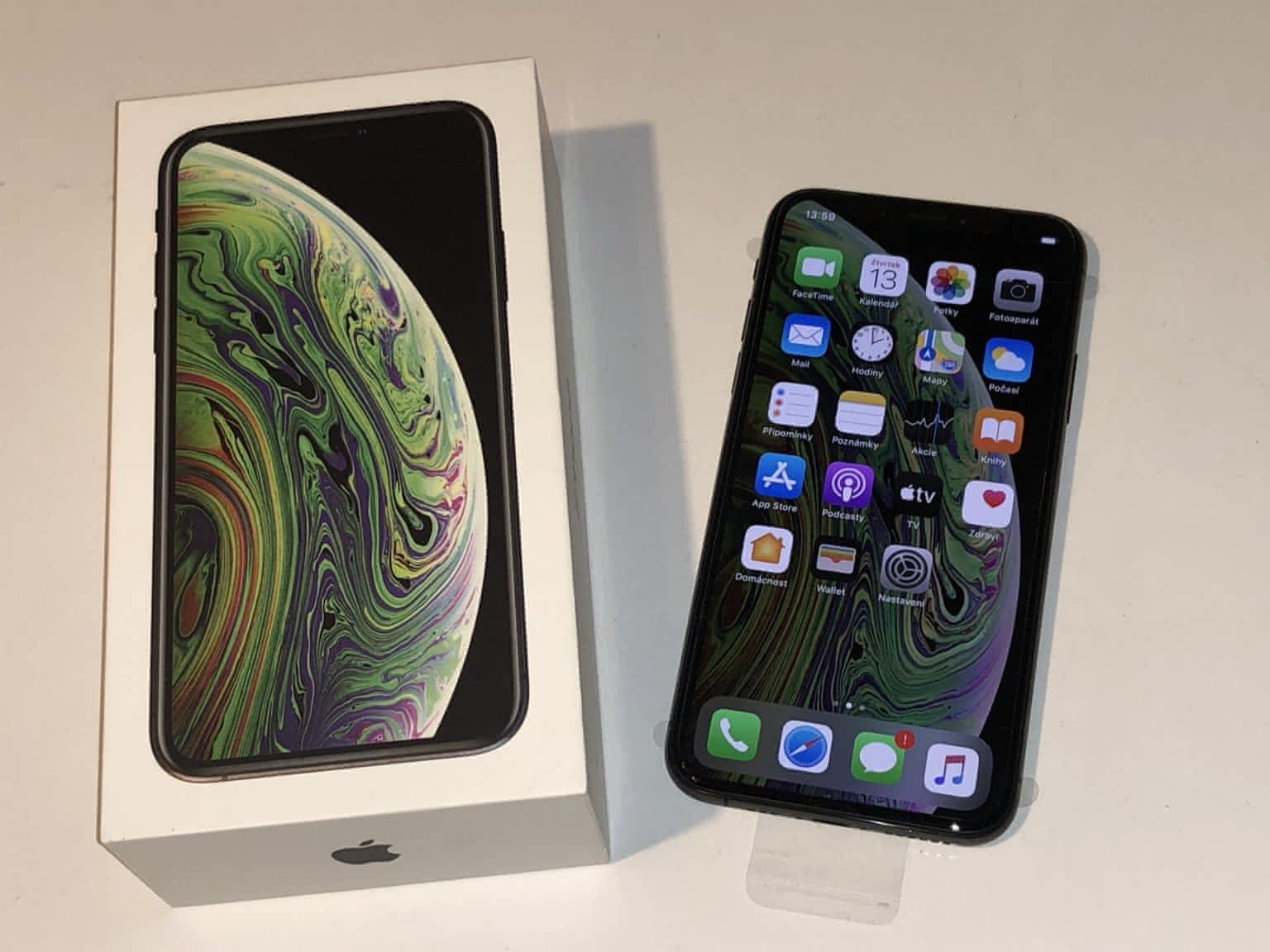 Prodám Apple iPhone XS 64 GB, Space Grey, Nový za 12 999 CZK - 4/2020 ...