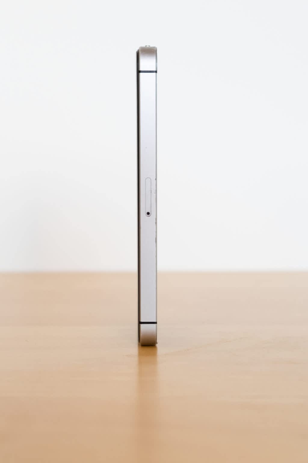 Prodám Apple iPhone SE1 64 GB Space Gray za 2 200 CZK - 5/2020 - Apple ...