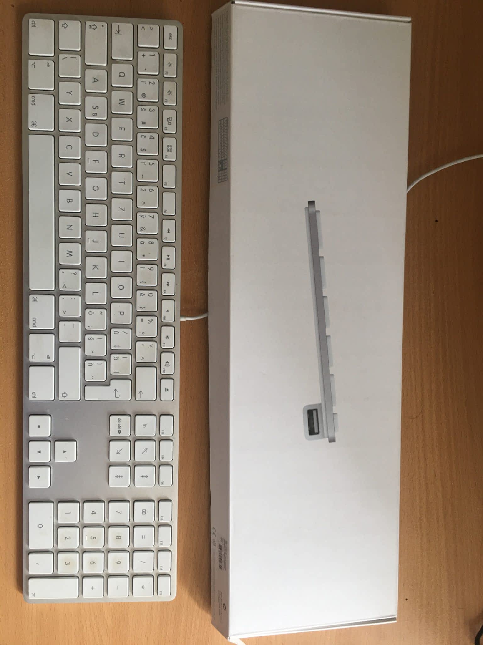 Apple Wired Keyboard - káblová klávesnic - Apple Bazar