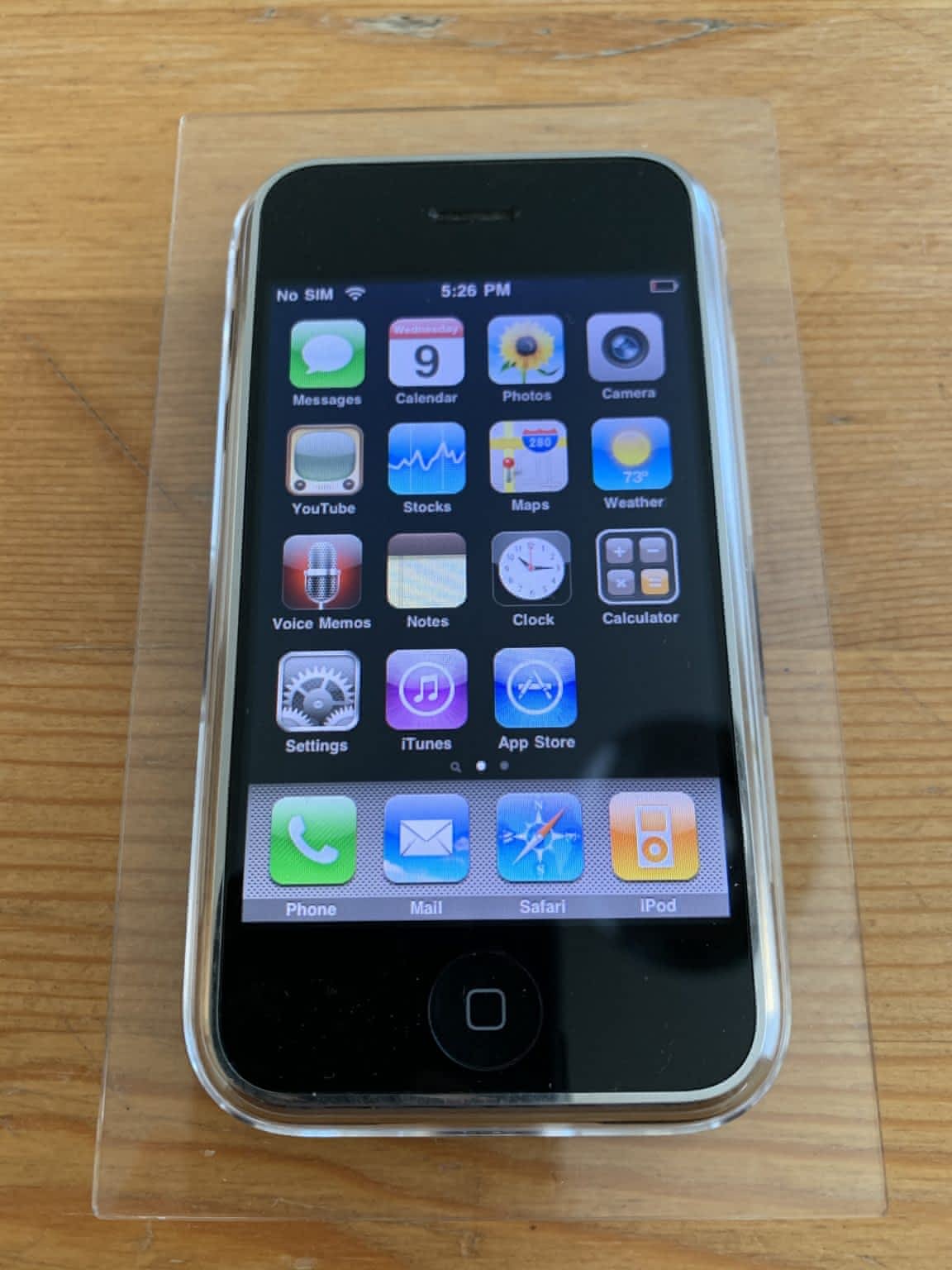 Prodám Apple iPhone 2G 4GB za 15 000 CZK - 9/2020 - Apple bazar