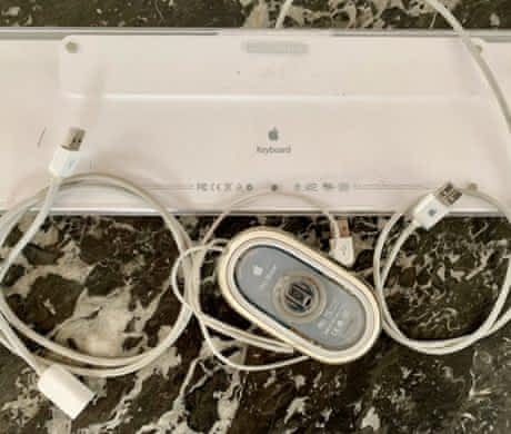 Prodám Apple klávesnice a myš za 1 500 CZK - 2/2021 - Apple Bazar