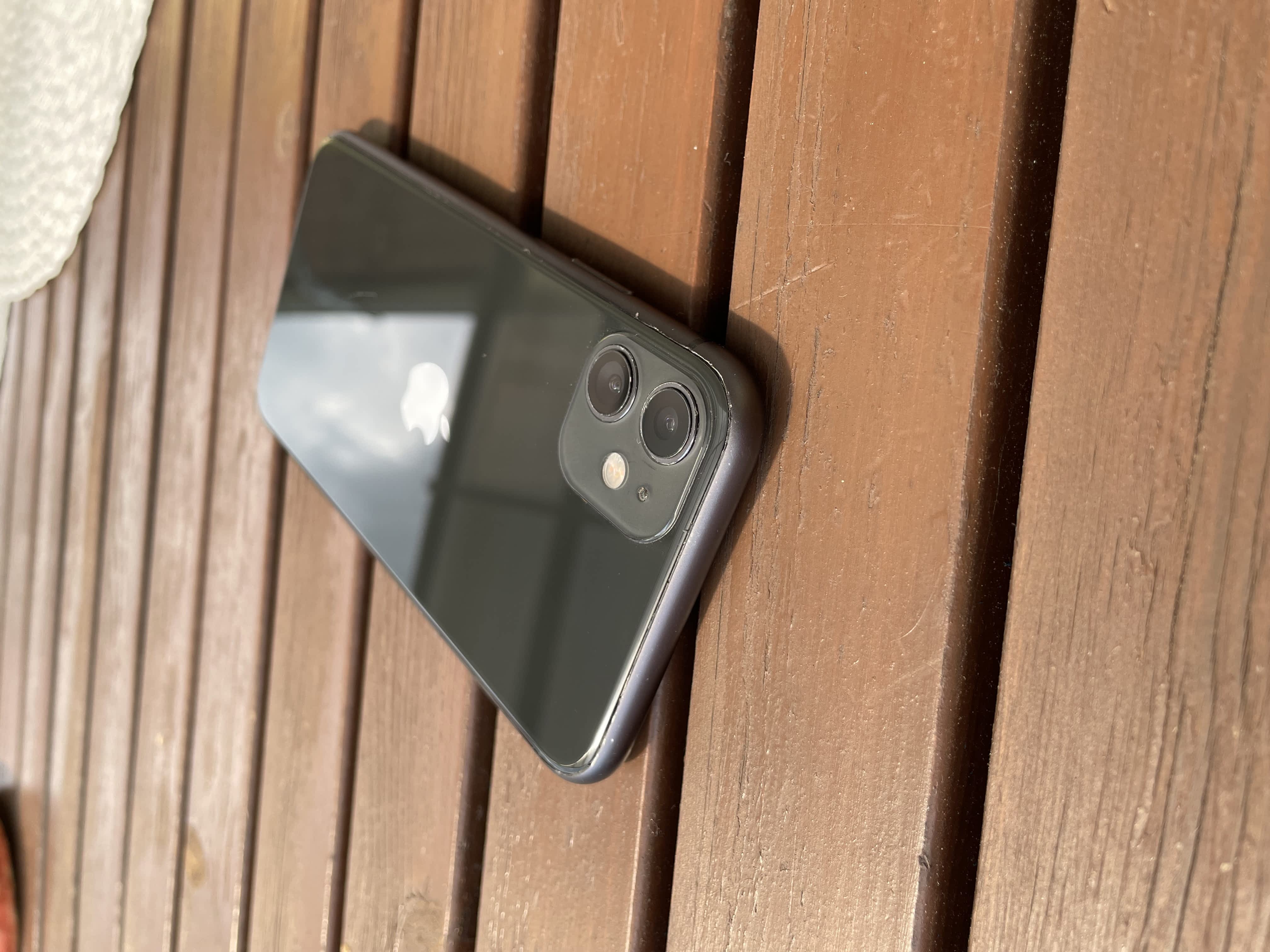 iPhone 11 64 Go - Noir - Apple Bazar