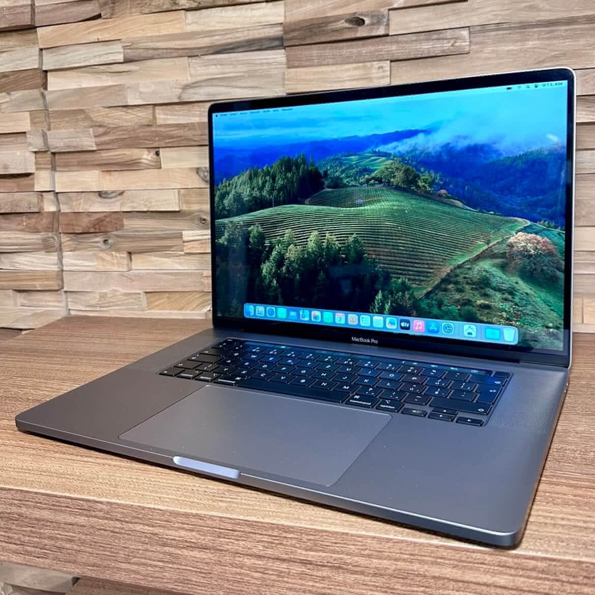 MacBook Pro 16 I9 2019 16 1 XNUMX GB Di RAM XNUMX TB SSD Apple Bazar