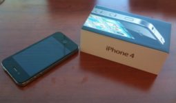 iPhone Colors Through Time: A History of All the Colors variant in a ...