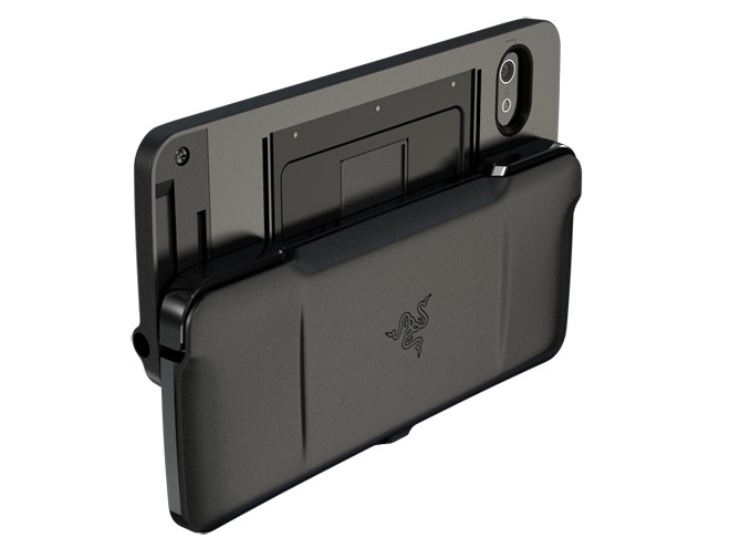 Razer Junglecat: Nový ovládač přemění iPhone na PSP Go – Letem světem ...