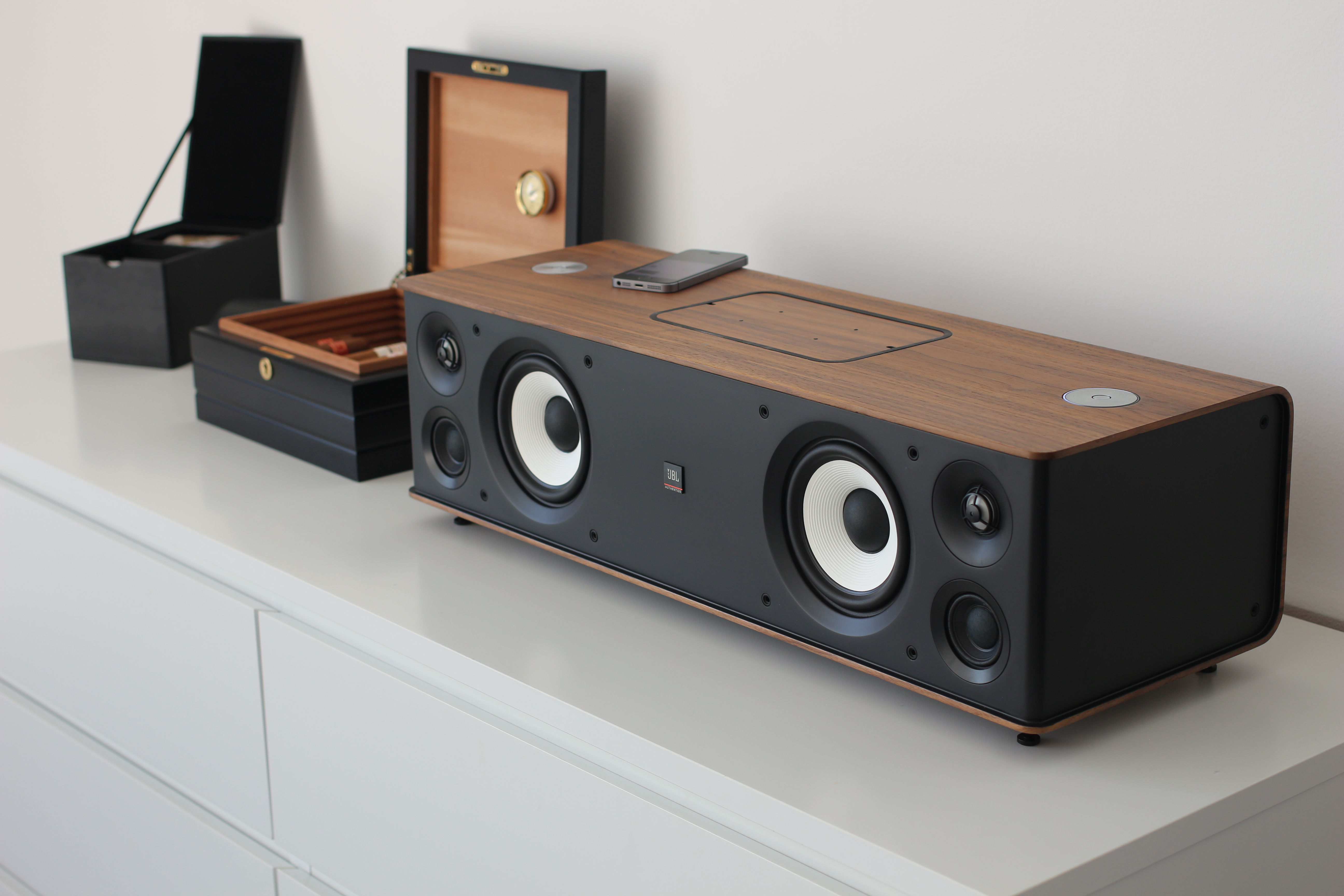 Recenze JBL Authentics L16: zapomeňte na plastové chrastítka, přichází pořádný zvuk! – Letem ...