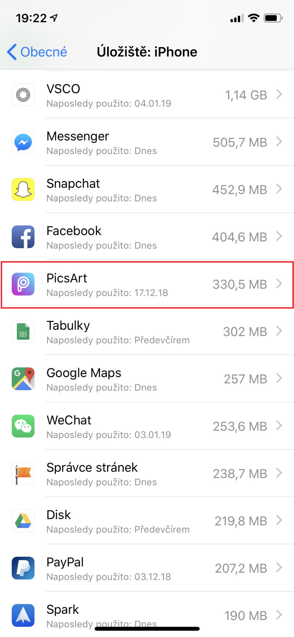 Jak uvolnit místo na iPhone v iOS 15 – Letem světem Applem