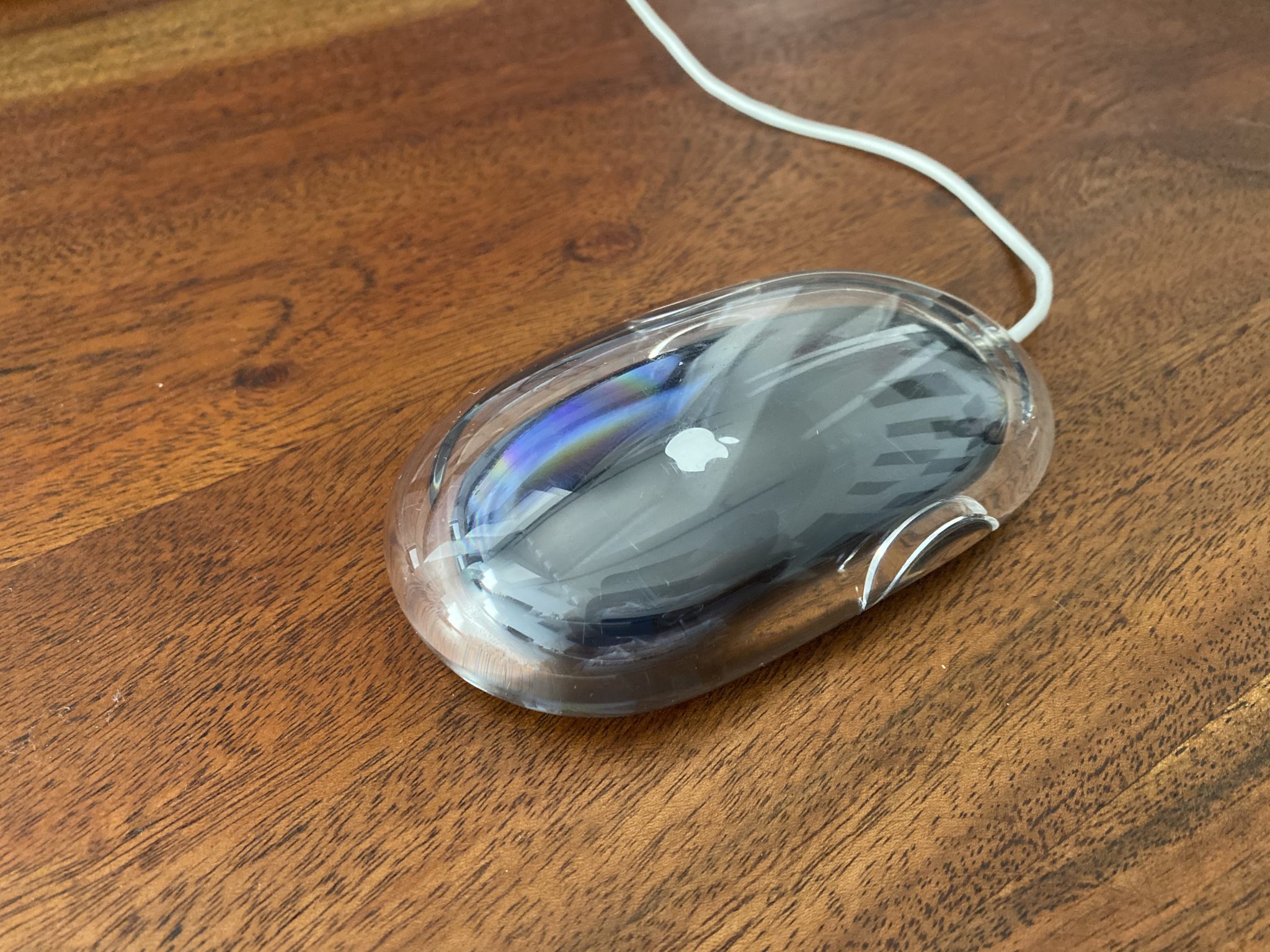 Diskuze – Vzpomínky na Apple: Apple Bus Mouse II: První ergonomická myš ...