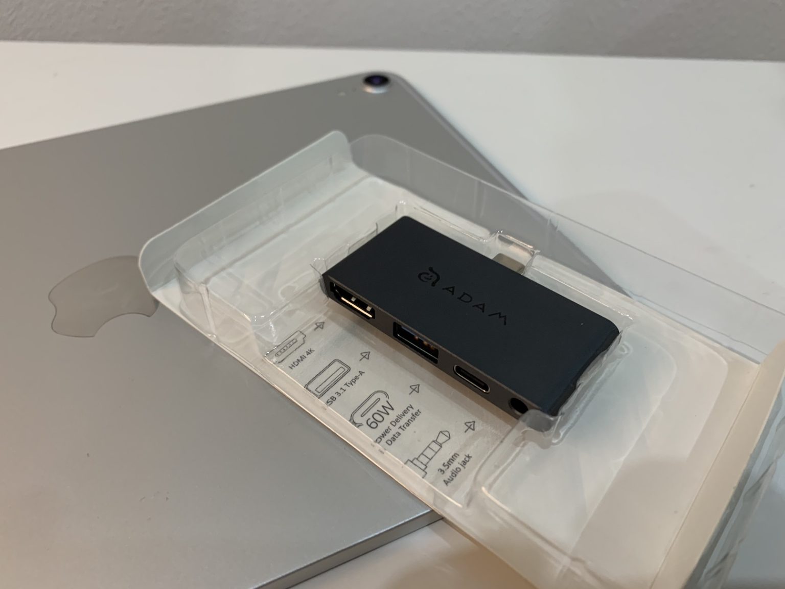 Recenze USB-C hubu Adam Elements CASA Hub i4: Pro iPad Pro jako ...