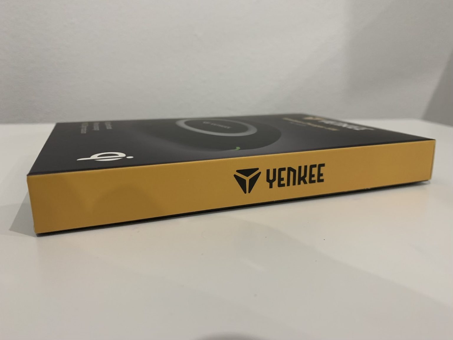 Revizuirea încărcătoarelor wireless Yenkee: îți va plăcea simplitatea ...