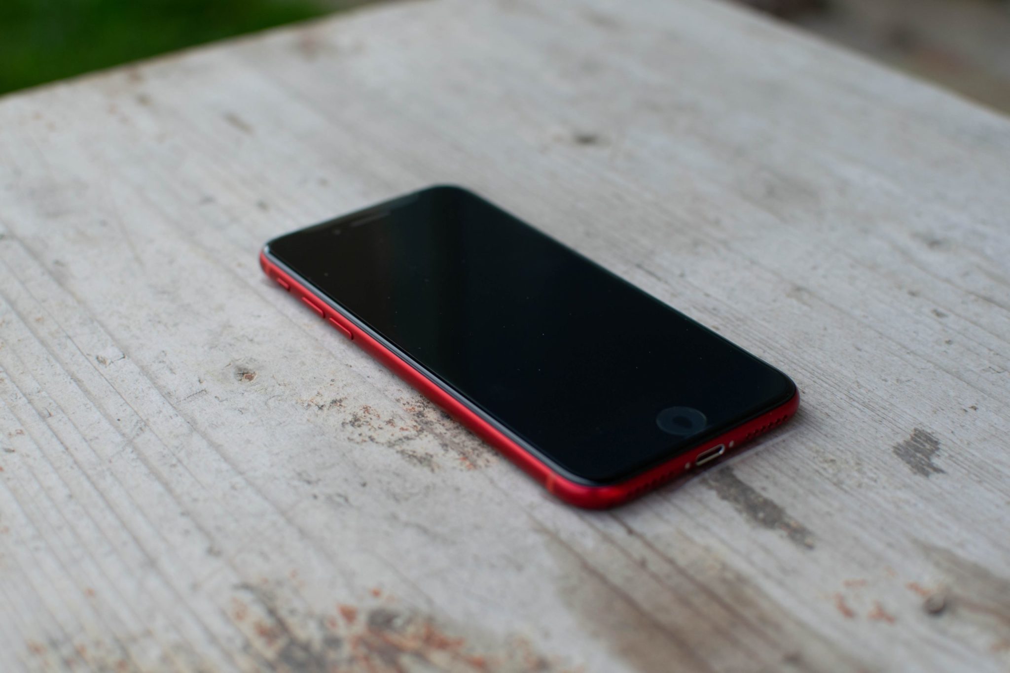 Unboxing iPhonu SE 2. generace v podání LsA – Letem světem Applem
