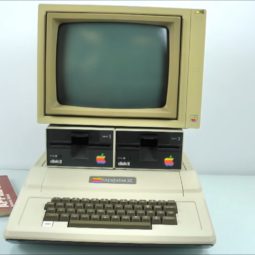 Spoluzakladatel Applu Steve Wozniak dnes slaví 70 let – Letem světem Applem