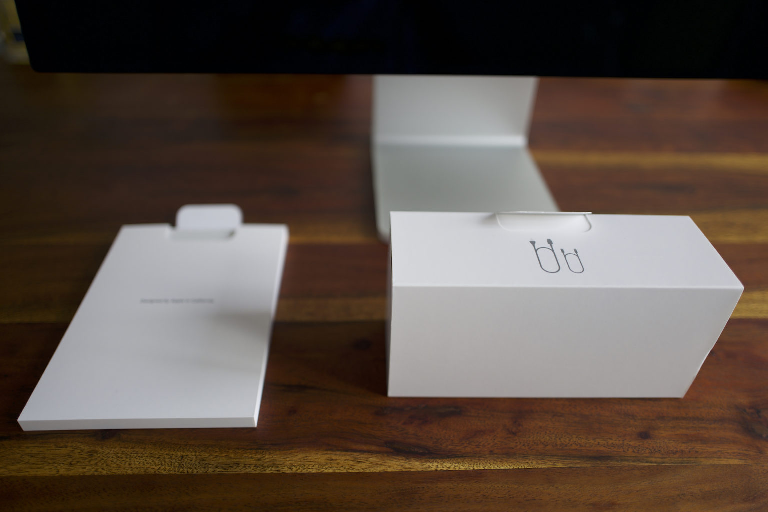 Unboxing Apple Pro Display XDR in the making LsA: Perfection starting ...