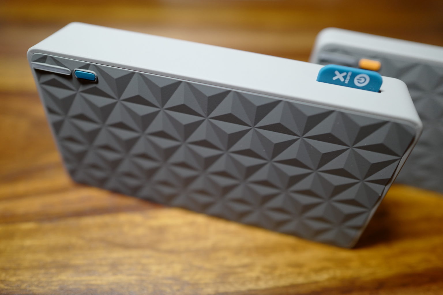 Recenze Xtorm 20W Fuel Series PowerBank: Takto vypadá 20 000 mAh ve ...