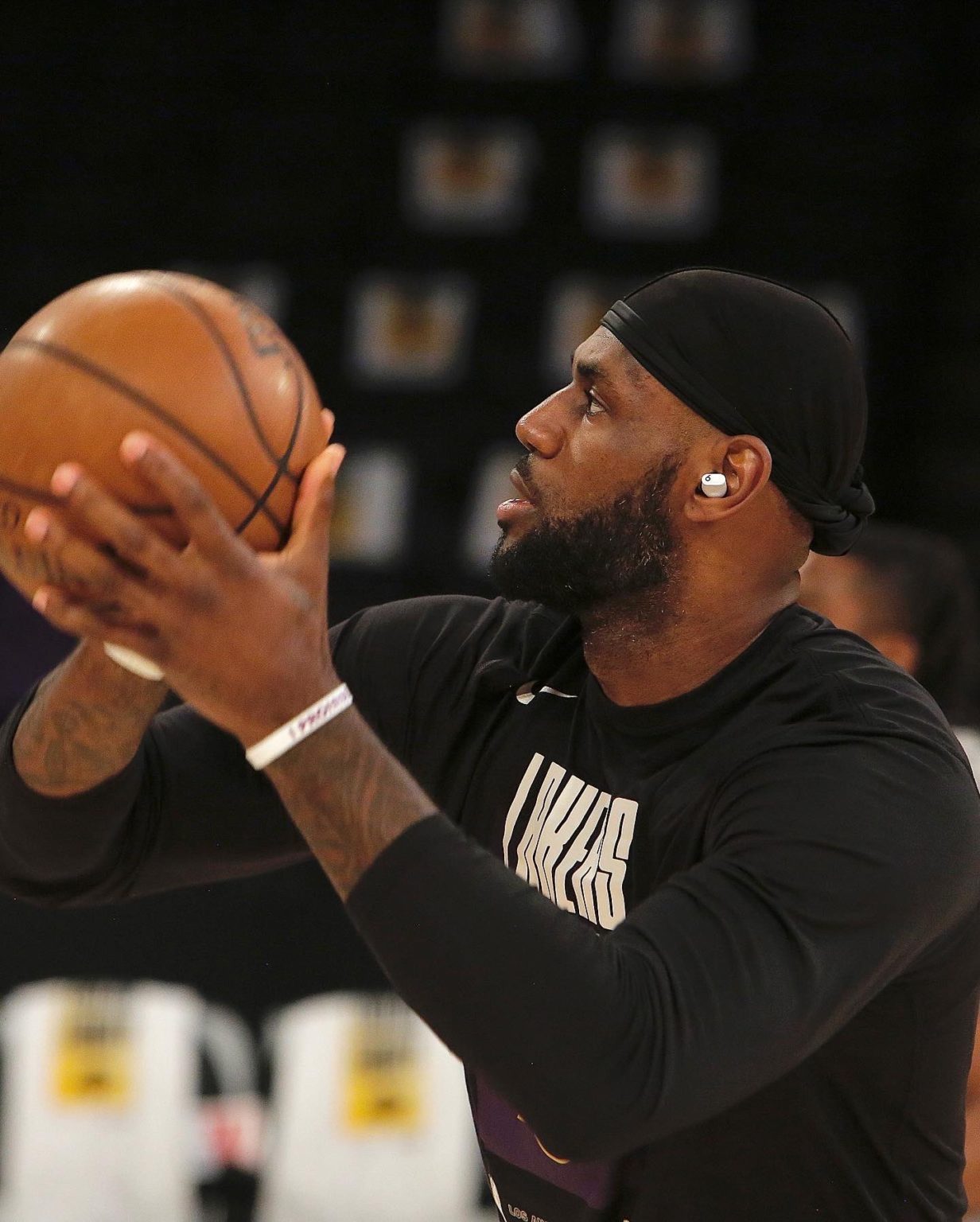 LeBron James se na veřejnosti znovu objevil s dosud nepředstavenými ...