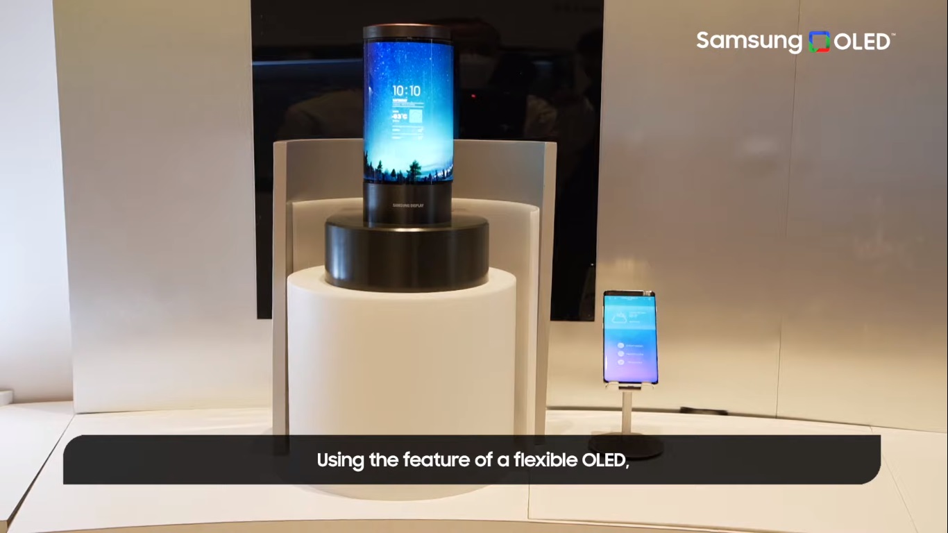 Samsung ukázal na CES chytrý reproduktor s AI a ohebným displejem ...