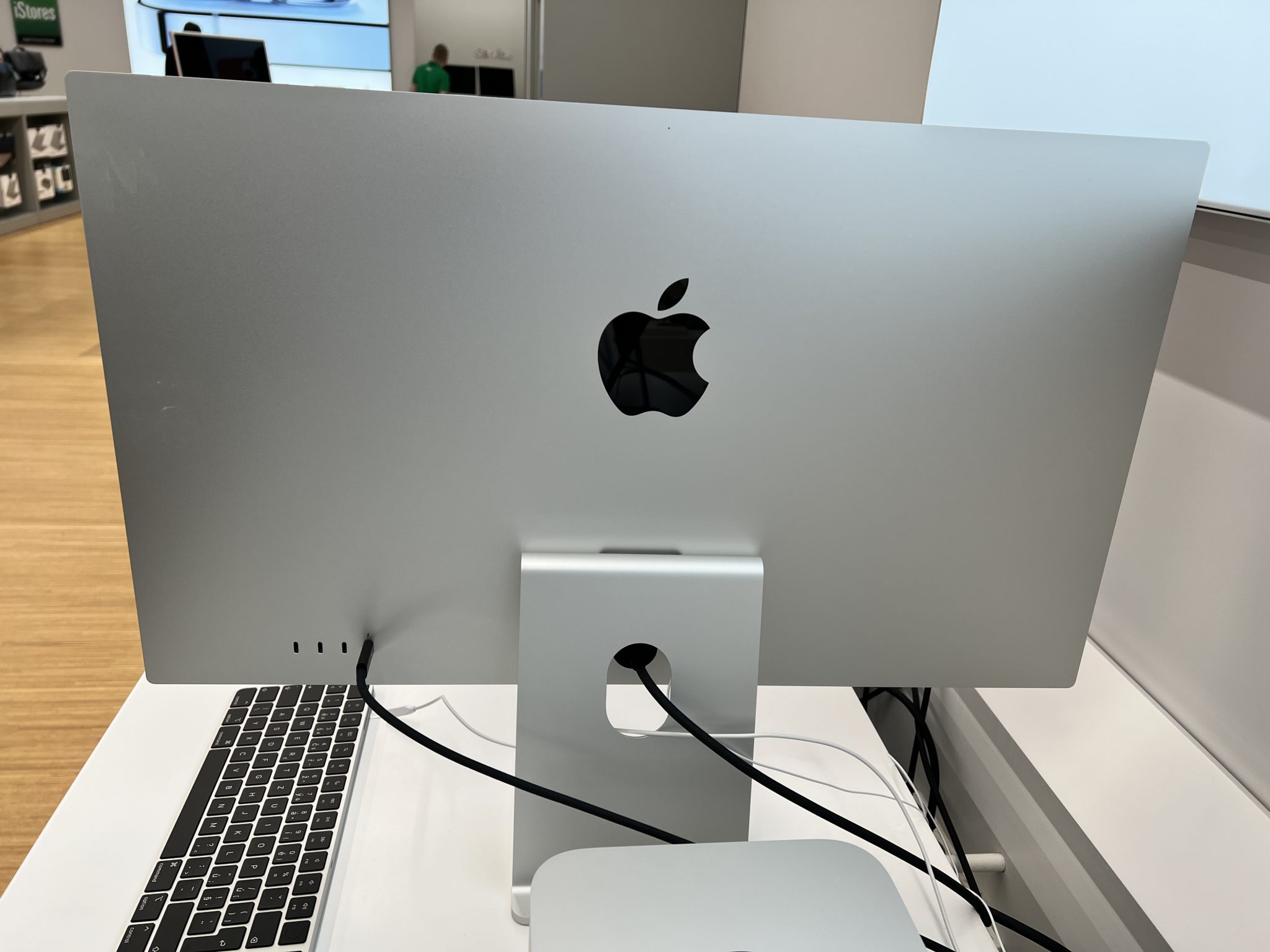 Apple Studio Display 2 dorazí už za pár měsíců a je to skvělá zpráva ...
