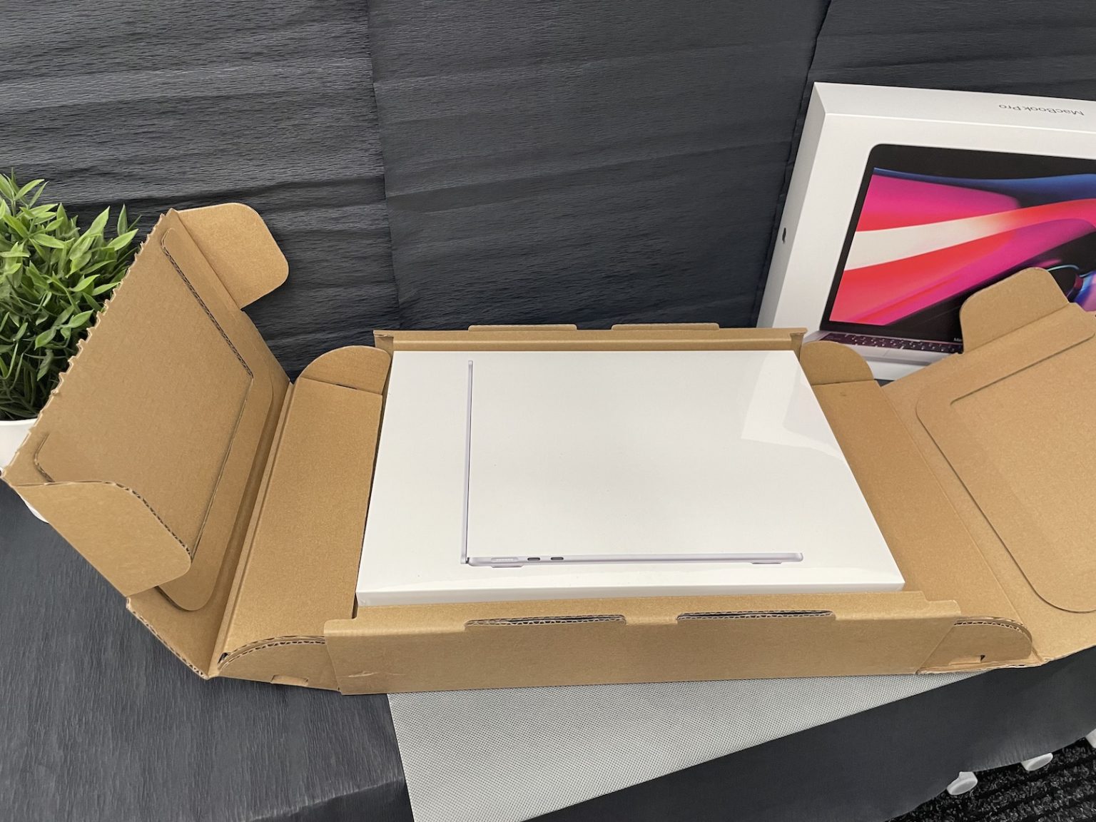 Recenze MacBook Air M2: To nejlepší pro svou cílovou skupinu – Letem ...
