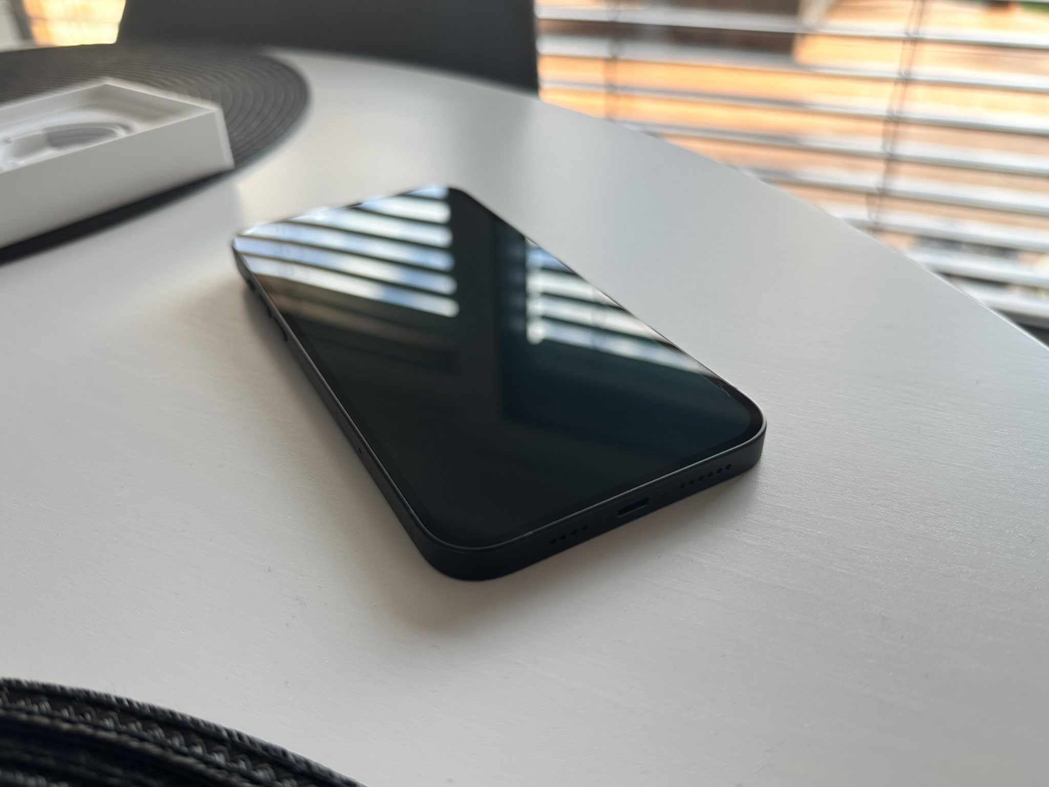 iDot: takhle by vypadal hloupý iPhone – Letem světem Applem