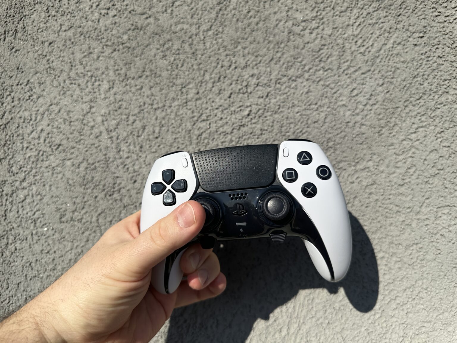 PS DualSense'i kontrollerid saavad peagi selle laheda funktsiooni ...