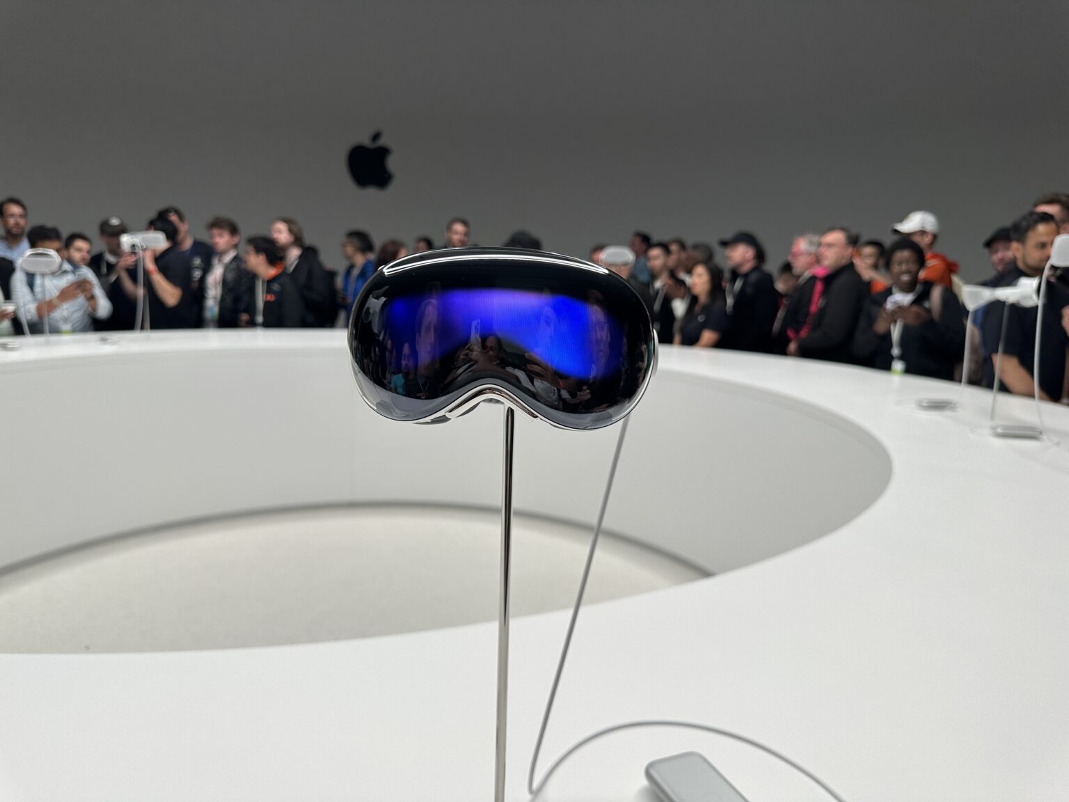 Láká vás Apple Vision Pro? V této zemi si jej můžete půjčit za 300 Kč ...