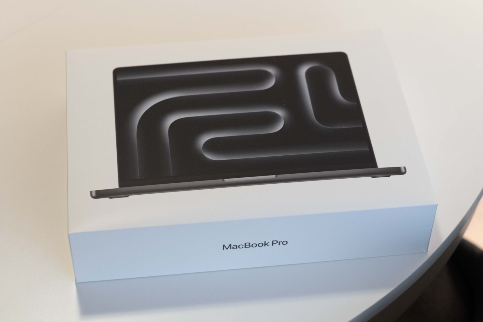 レビュー MacBook Pro M3 Max: 私の机の上に今まで置いた中で最も高価で最高のコンピューター – Letem svetem ...