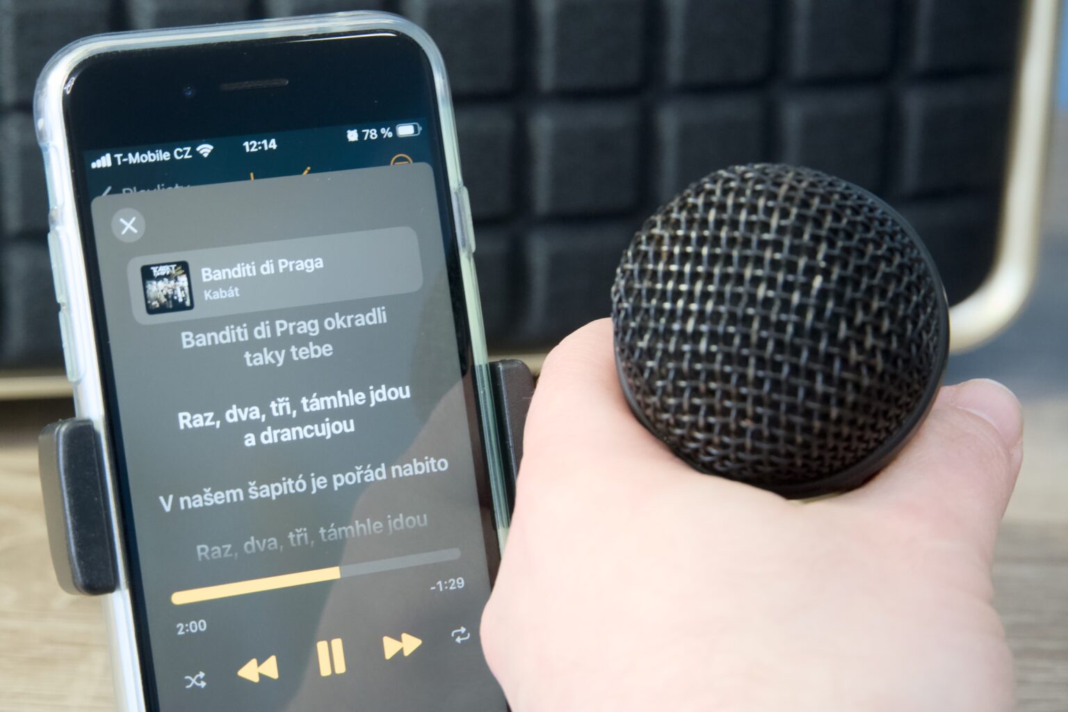 Recensione dell'app Demus: novità ceca per lo streaming musicale ...