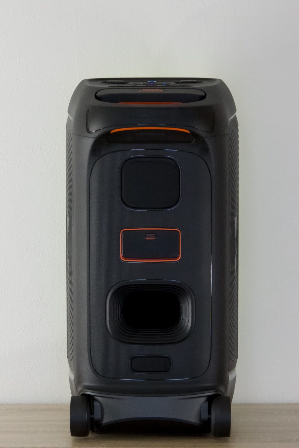 Recenze JBL PartyBox STAGE 320: Mistr večírků ideální velikosti a ...