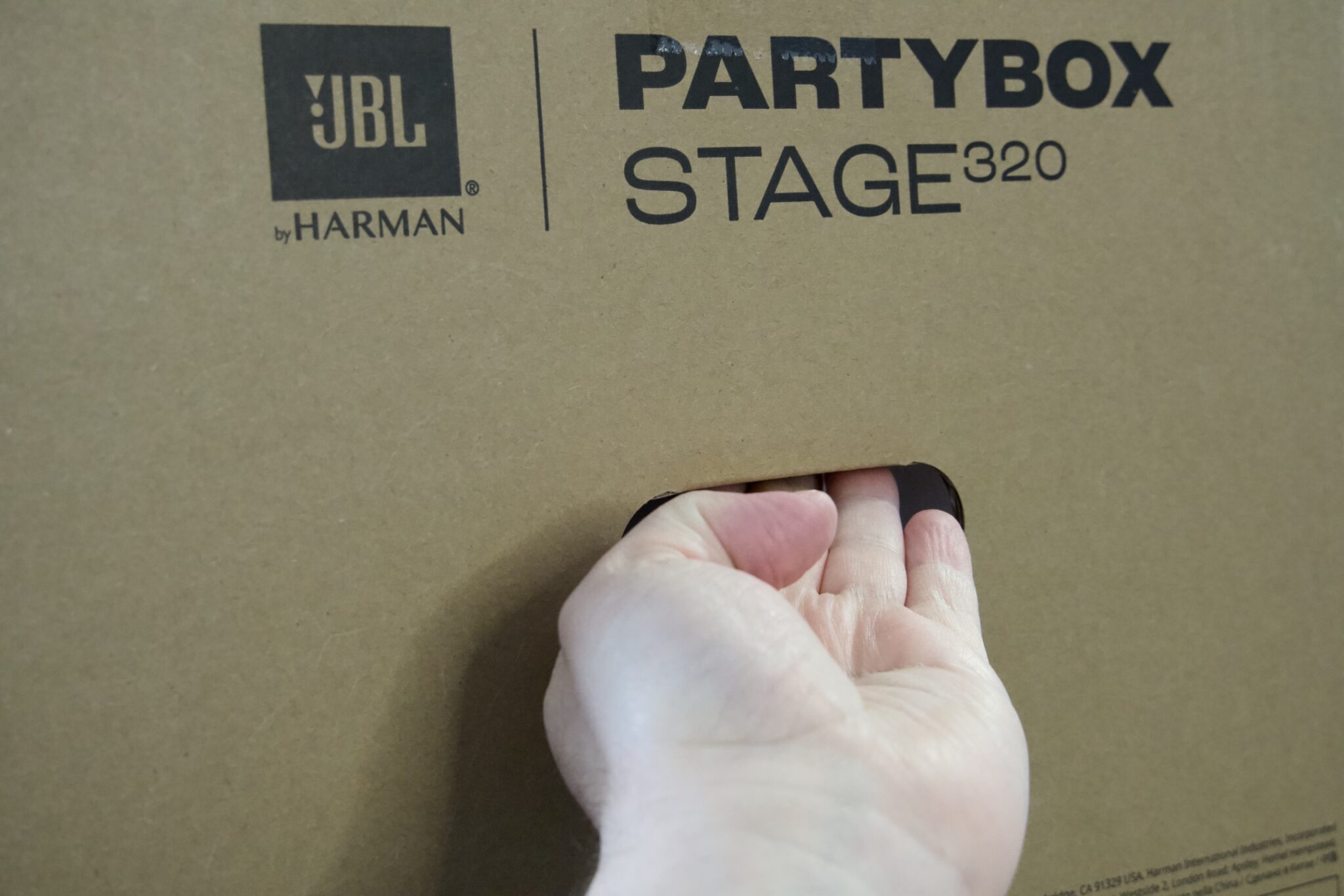 JBL PartyBox STAGE 320 レビュー: 予想外の機能を備えた完璧なサイズのパーティーマスター - Letem svetem ...