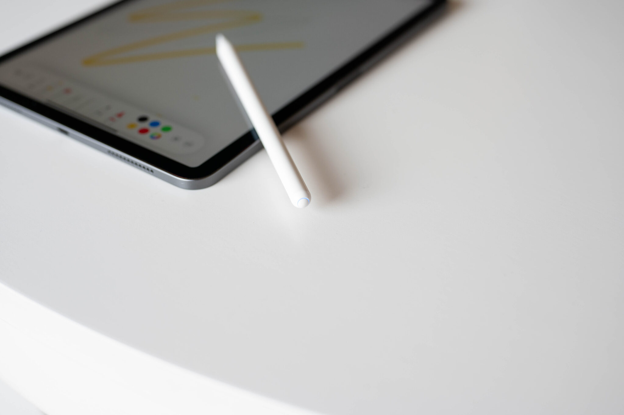 Recenze Tactical Roger Pencil Pro: Alternativa Apple Pencil na ...