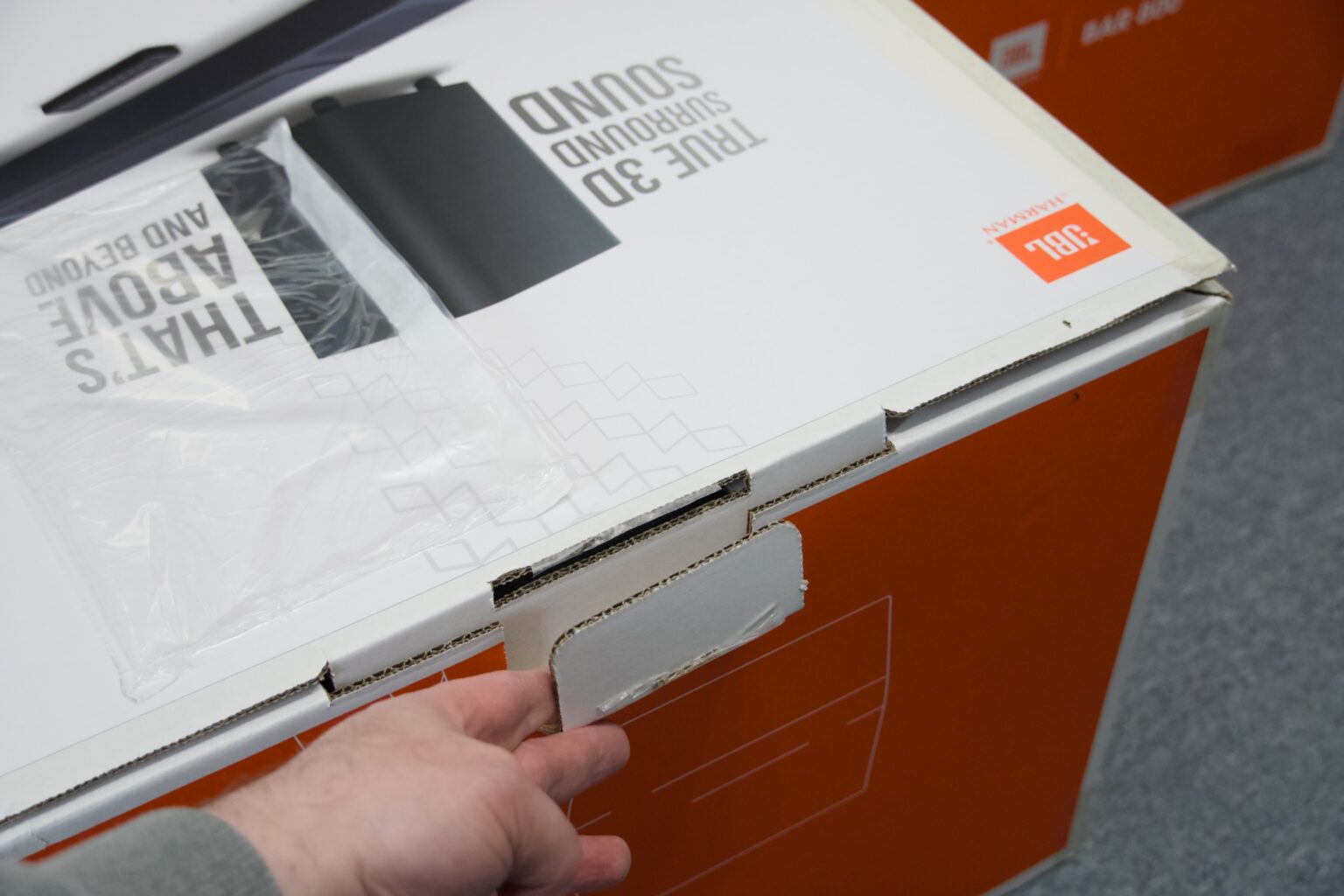 JBL Bar 800 Review: Surround yourself with sound without wires and ...
