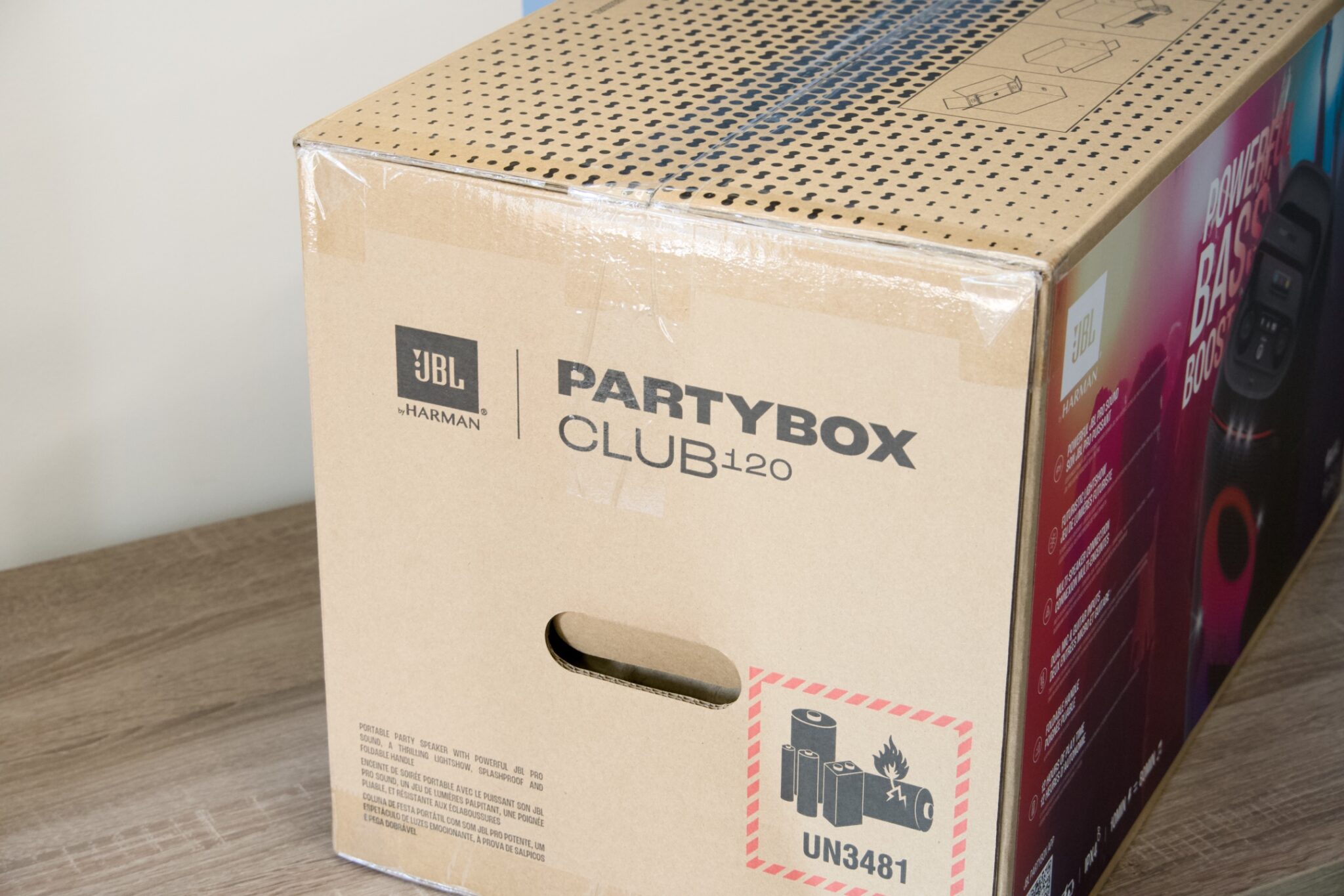 Revisión de JBL PartyBox CLUB 120: simplemente grande y potente - Letem ...