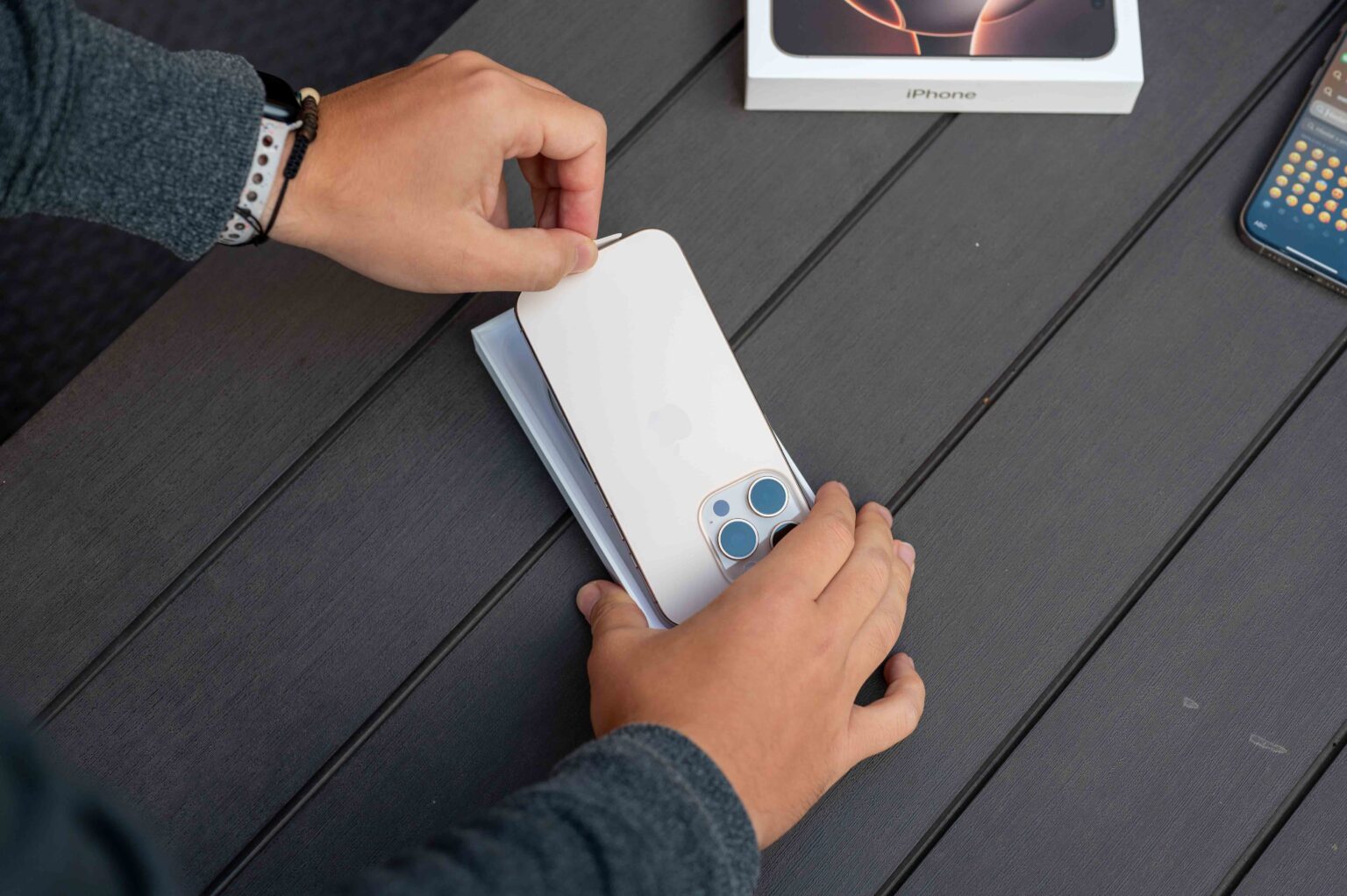 Můj měsíc s iPhonem 16 Pro aneb recenze nejočekávanějšího mobilu ...