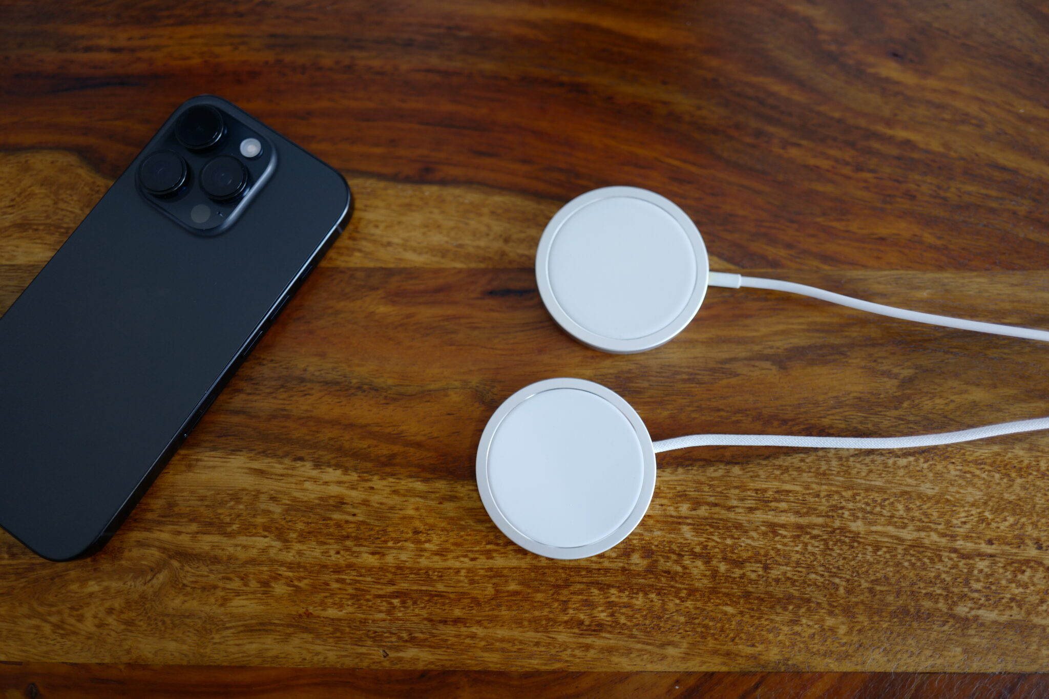 Apple ひっそりと新しいMagSafe充電器をリリースしました – Letem svetem Applem