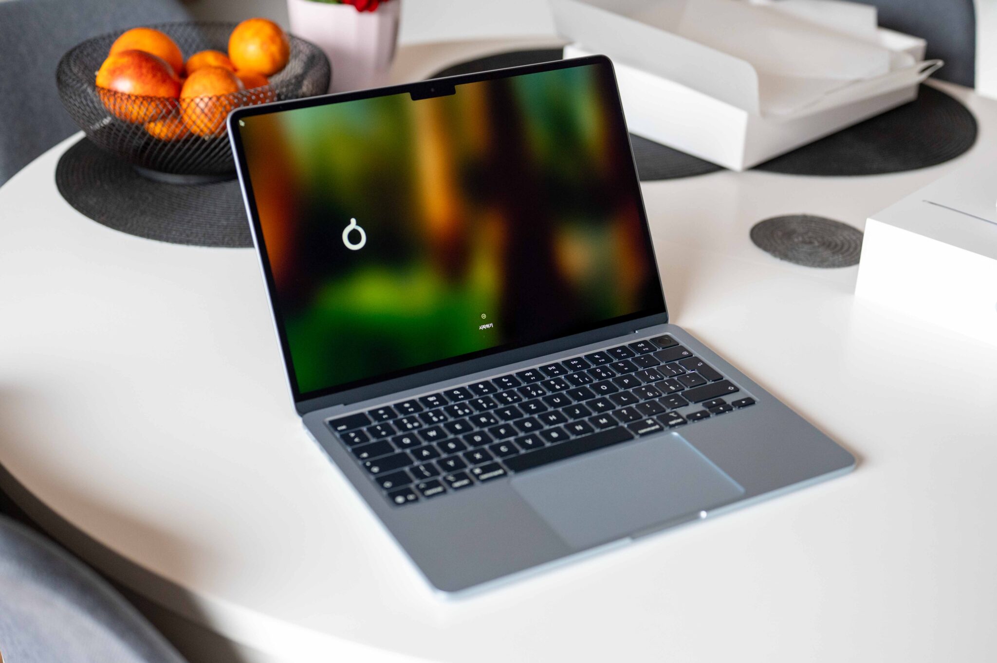 Testujeme nový MacBook Air M4 a zde jsou naše první dojmy z něj ...