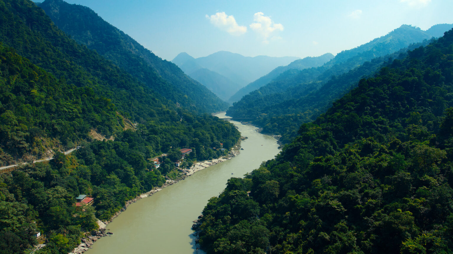 Apple vydal watchOS 26.0.2, visionOS 26.0.1, tvOS 26.0.1 a HomePod OS ...