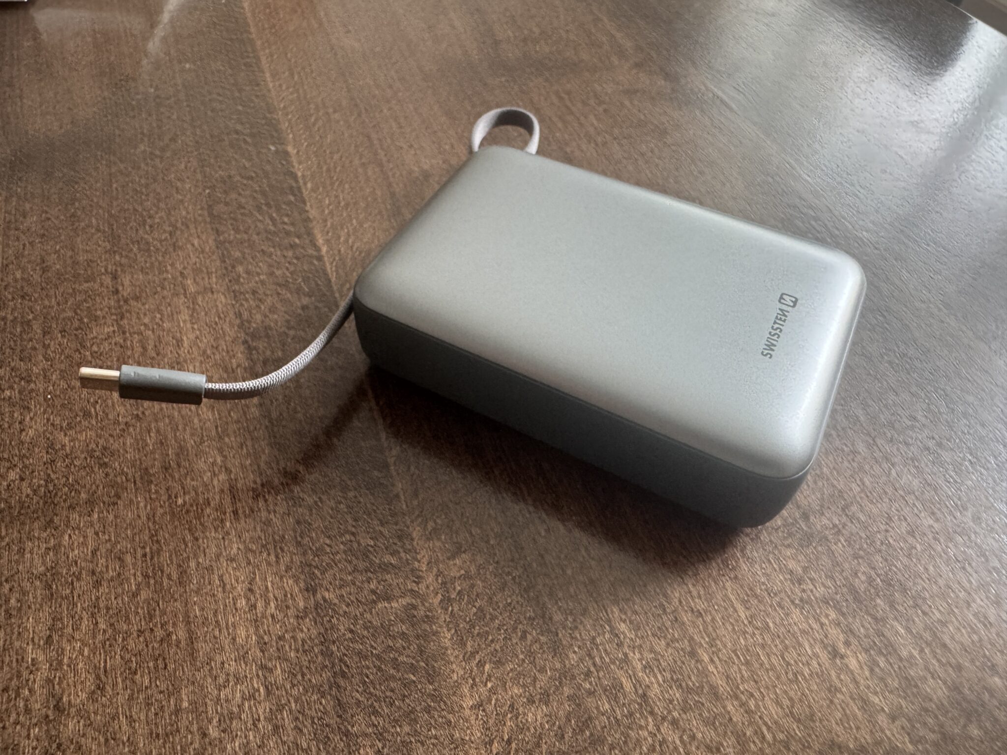 Swissten 20000 mAh power bank review: Energy packed for travel - Letem ...