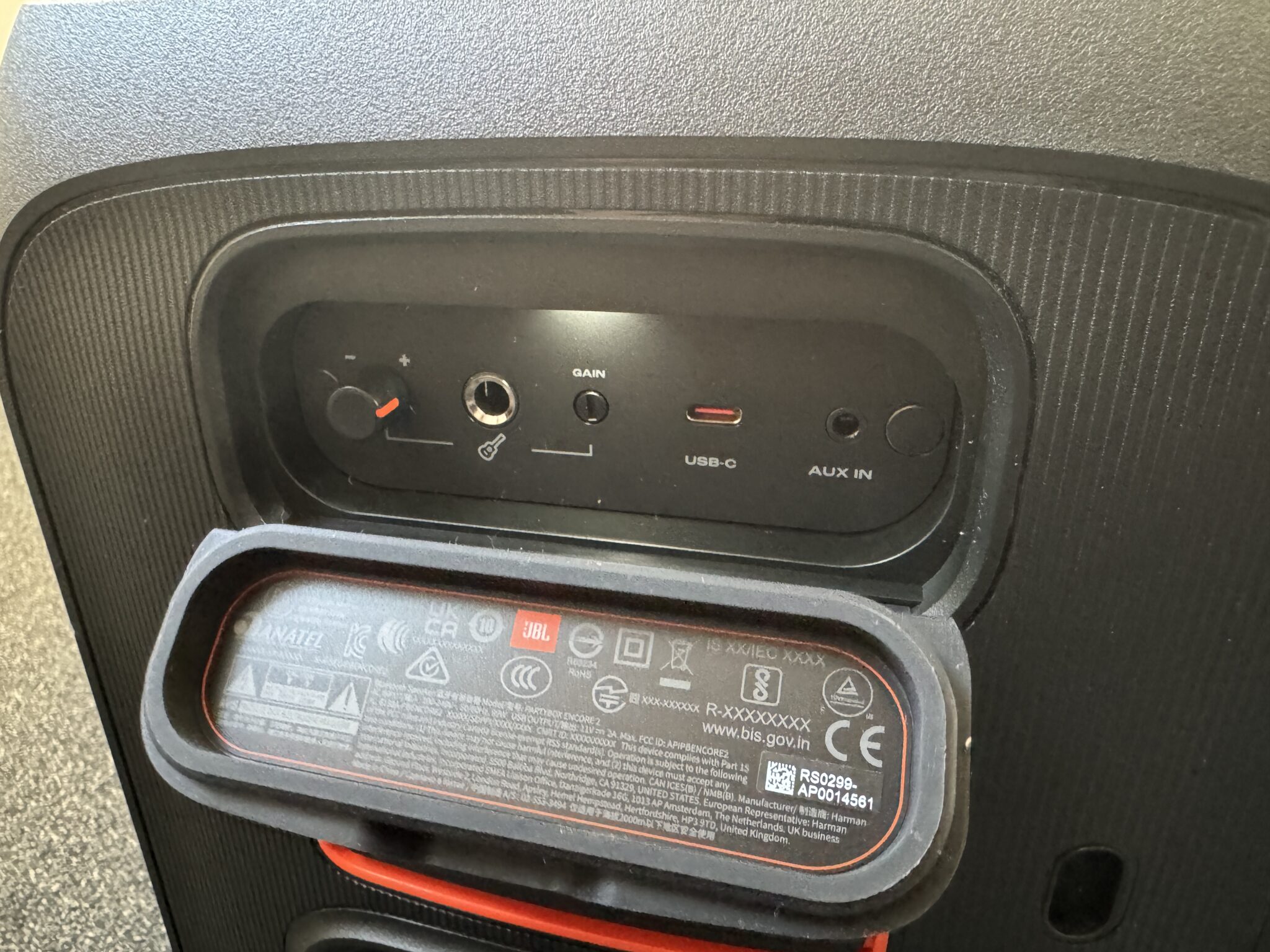 JBL PartyBox Encore 2 评测：一款极其强大的派对扬声器 – Letem svetem Applem