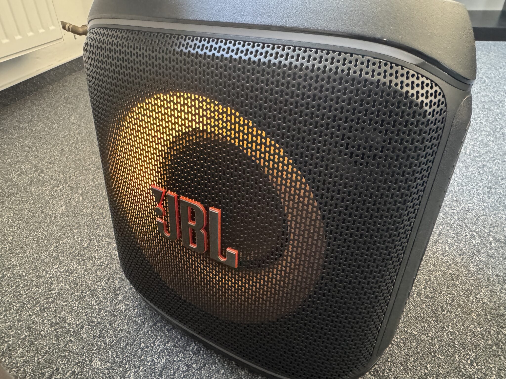 JBL PartyBox Encore 2 评测：一款极其强大的派对扬声器 – Letem svetem Applem