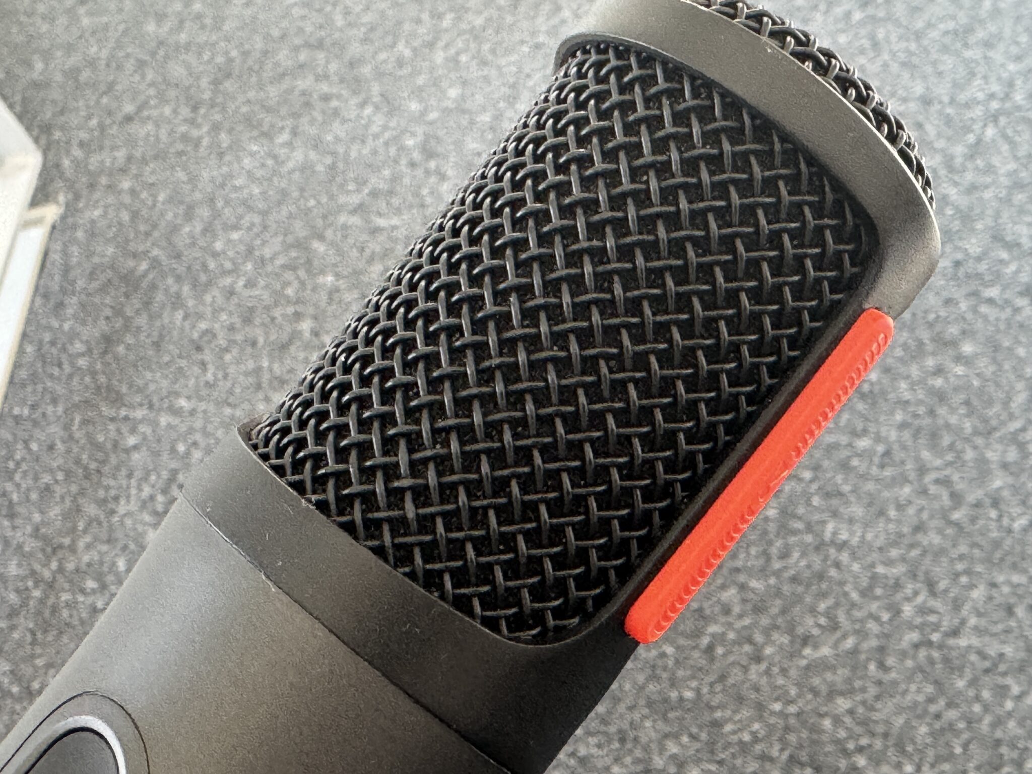 JBL PartyBox Encore 2 Review: An Incredibly Powerful Party Speaker ...