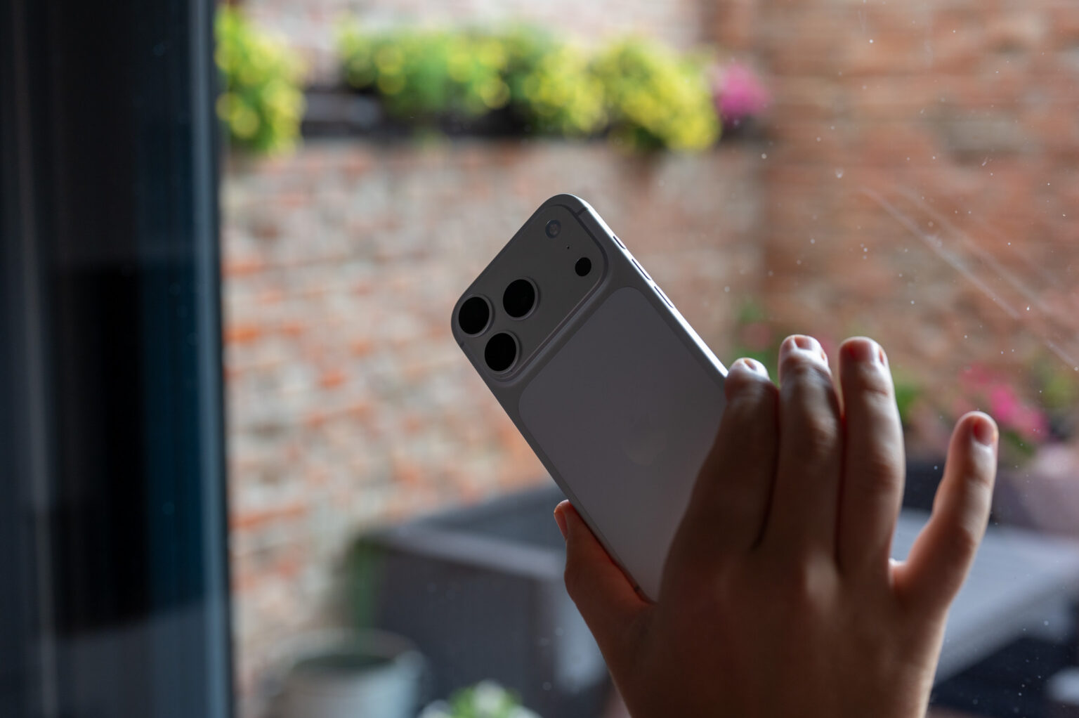 Apple produkter omgivet af kriminalitet: iPhones og AirPods dømt ...