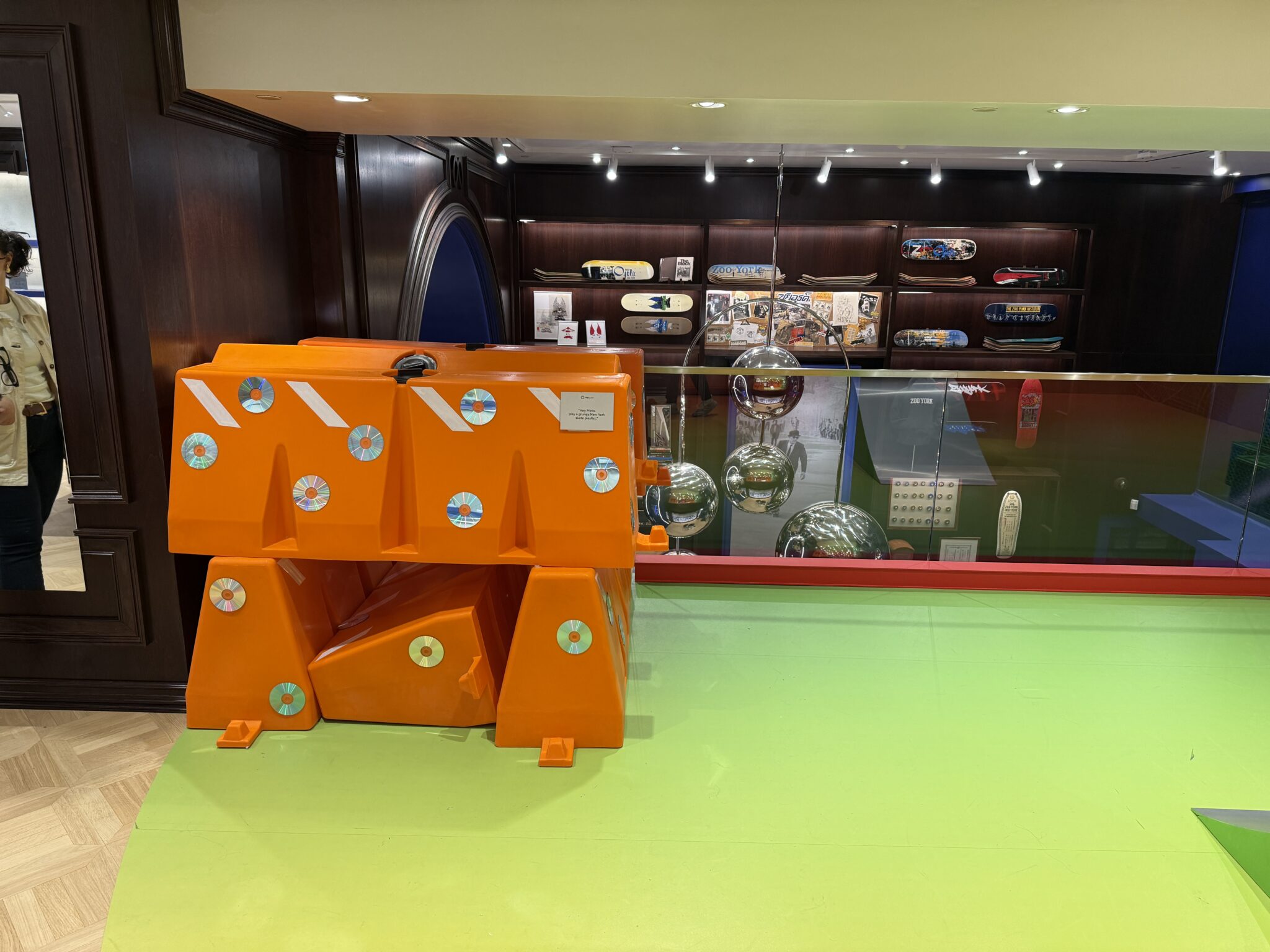 Wir besuchten den Ray-Ban Meta Pop-Up-Store in der 5th Avenue.venue ...