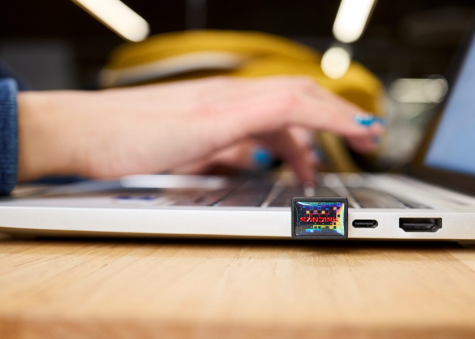 SANDISK Extreme Fit Drive: Sandisk ha iniziato a vendere la più piccola ...