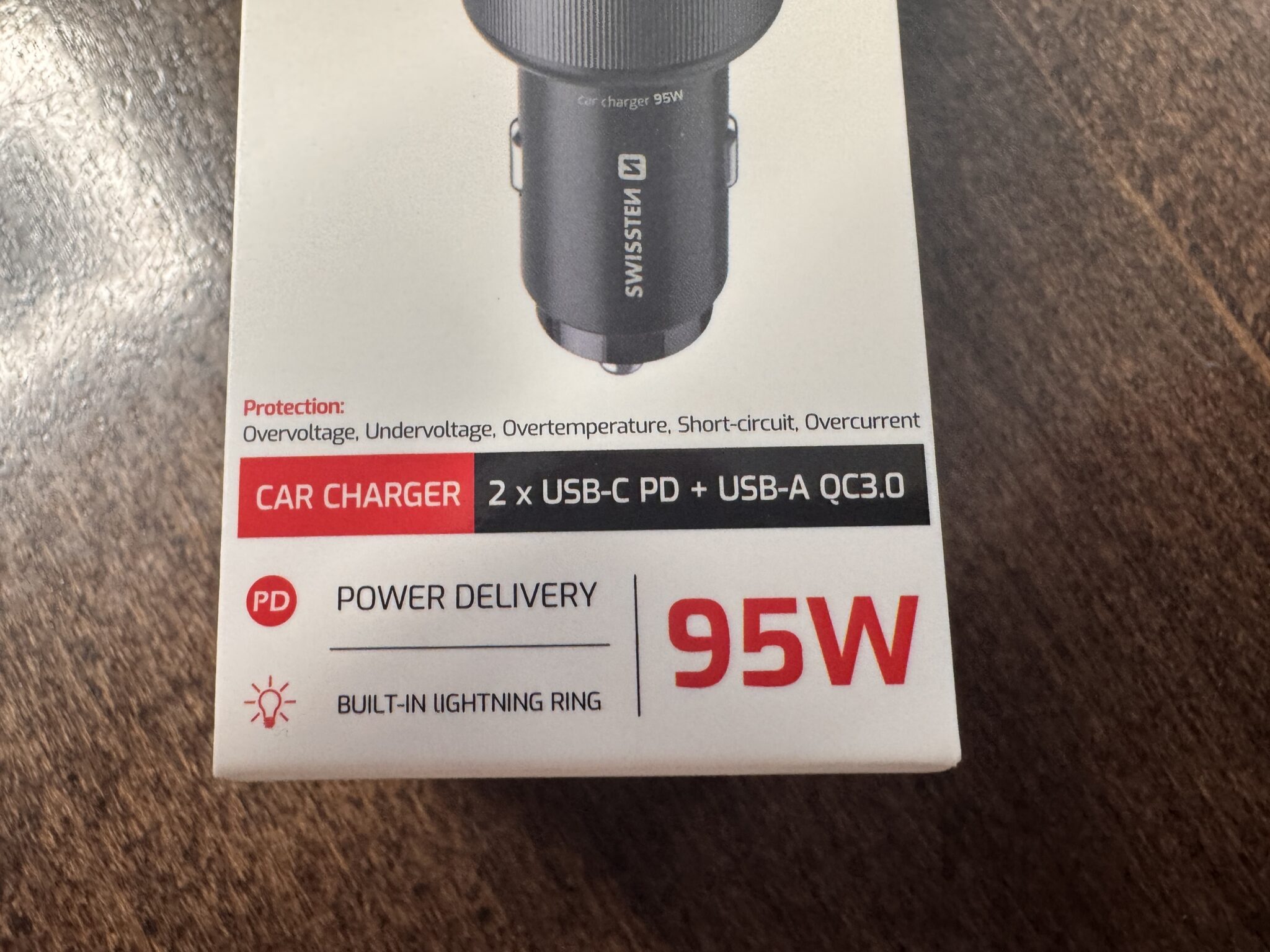 Test de l'adaptateur Swissten CL 95W : Un concentré de puissance pour ...