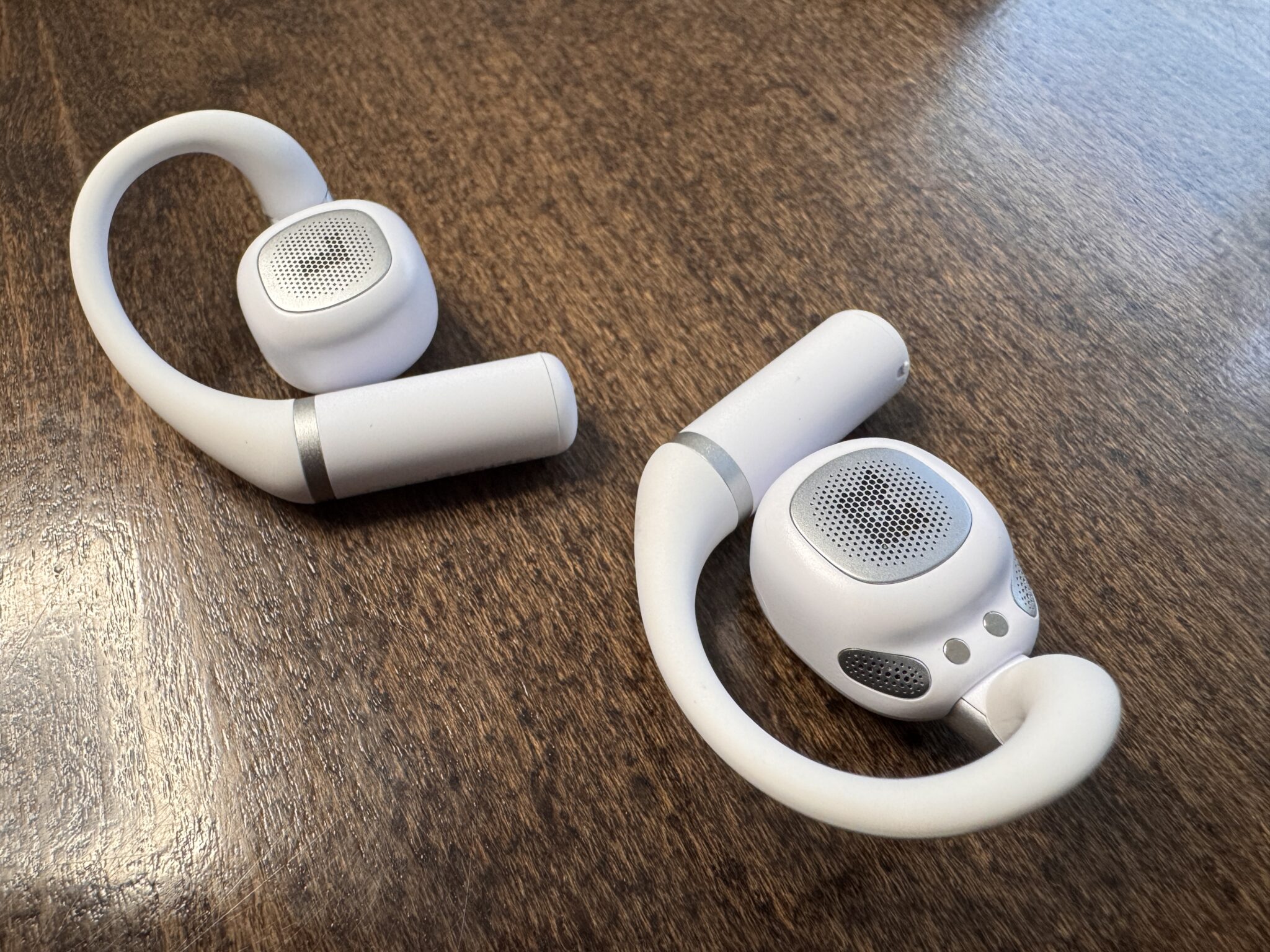 Ocena JBL Sense Pro: Odlična rešitev ne le za športnike – Letem svetem ...